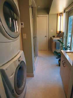Expanding a Narrow Laundry Room