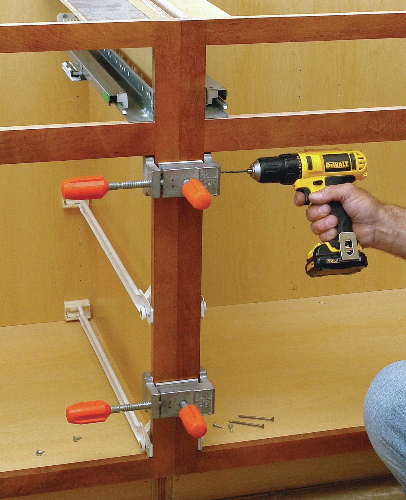Cabinet Clamps