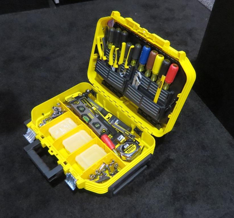 FatMax FMST21065 Rolling Tool Case