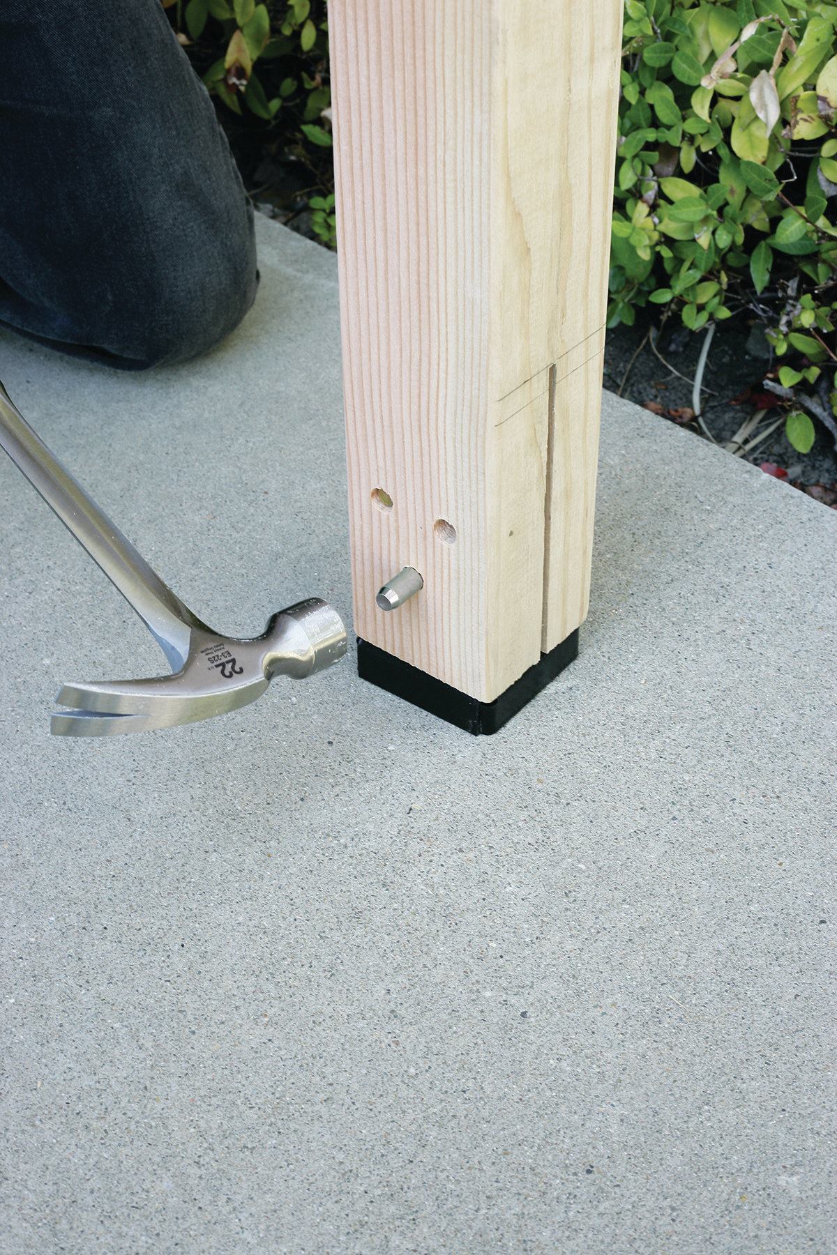 Simpson Strong-Tie CPTZ Concealed Post Tie