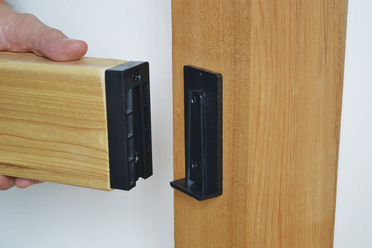 Titan Shadow Rail Connector
