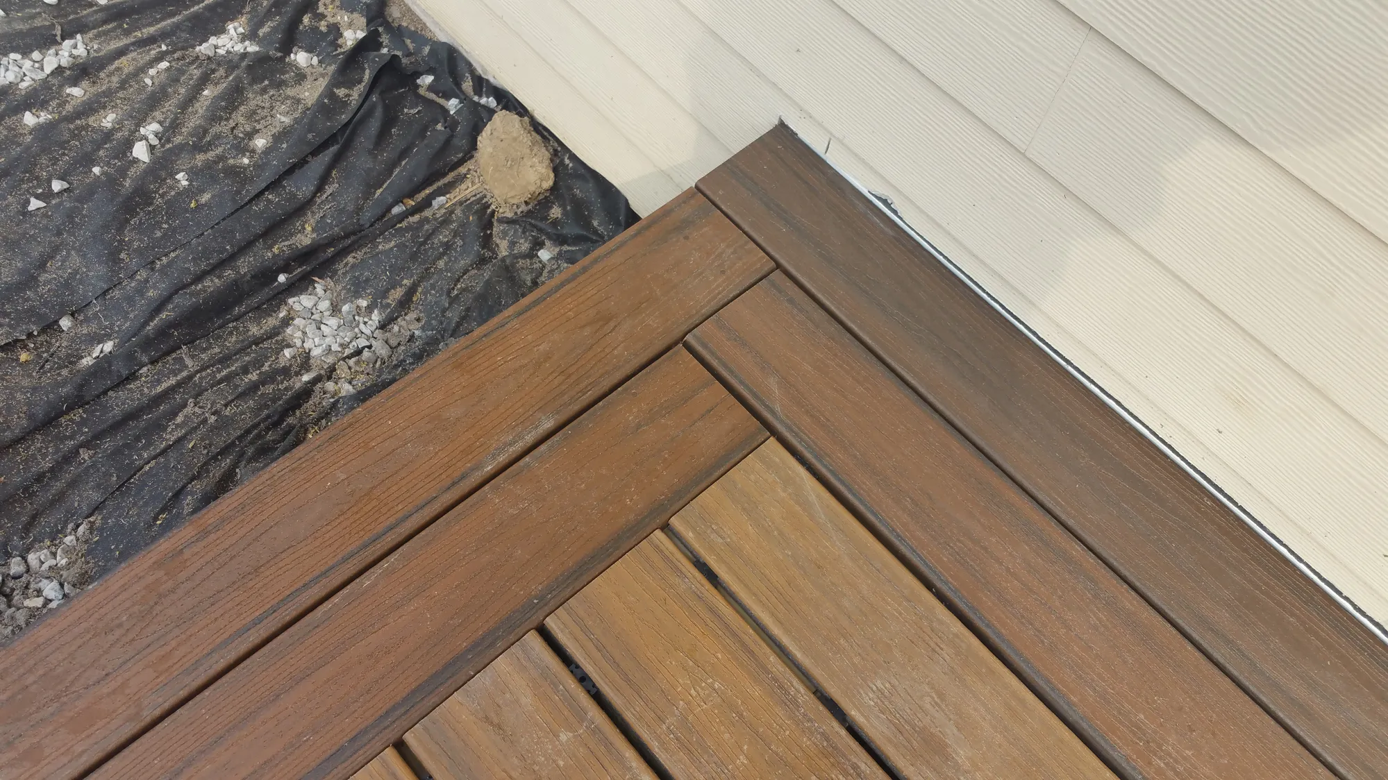 No-Miter Method for Trimming Corners
