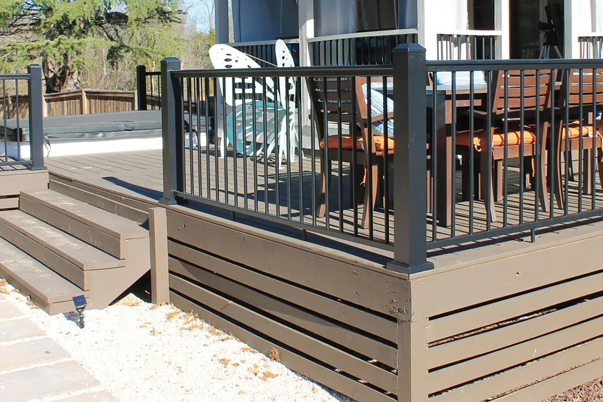 Powder-Coated Aluminum Railing