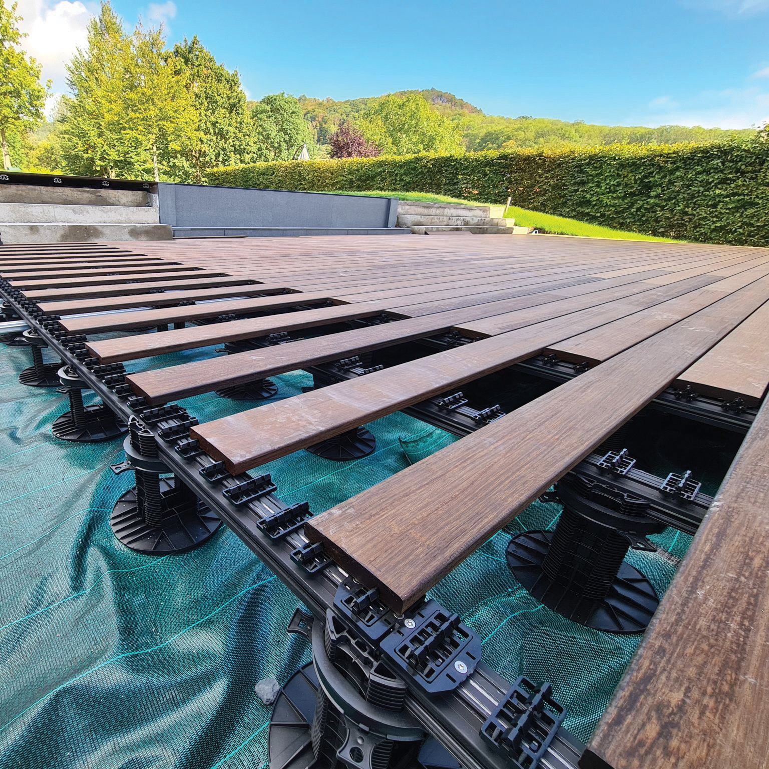 Easy-Install Deck System