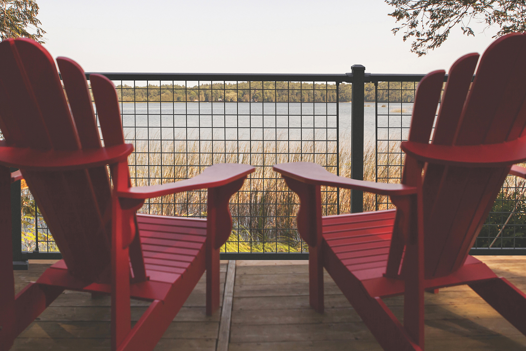 Aluminum Railing With Mesh Infill