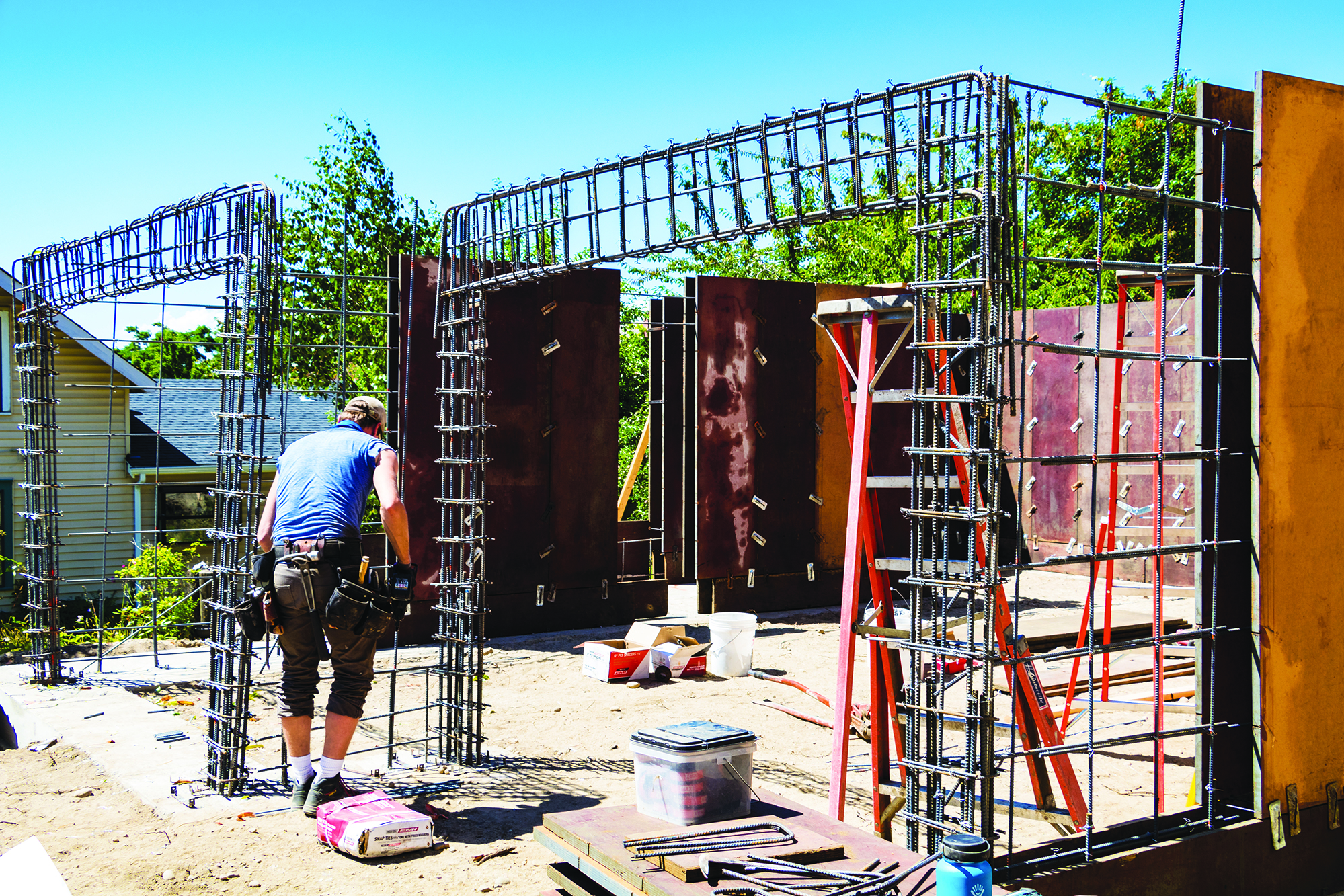 Earthquake-Resilient Buildings