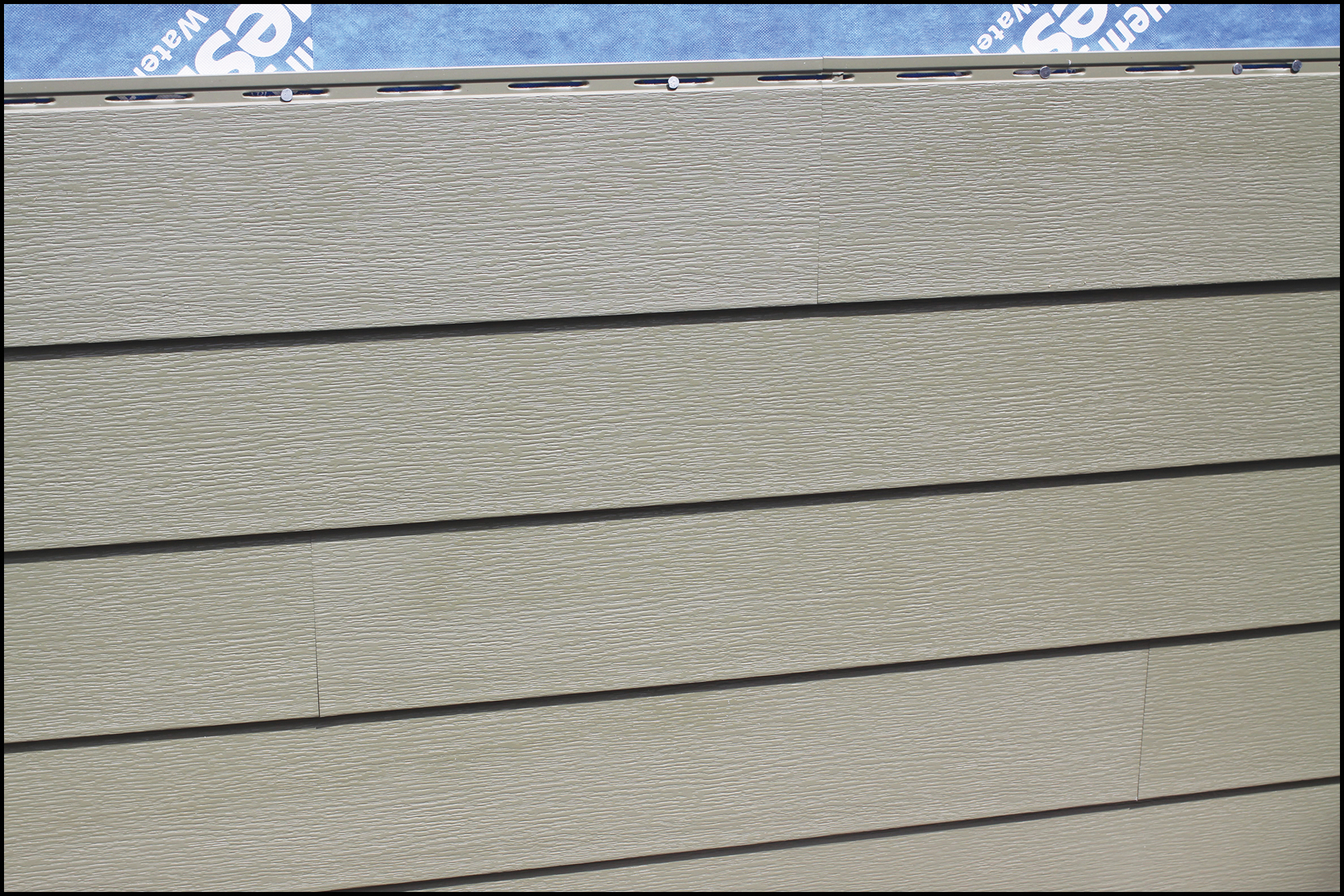 Solid PVC and Composite Sidings