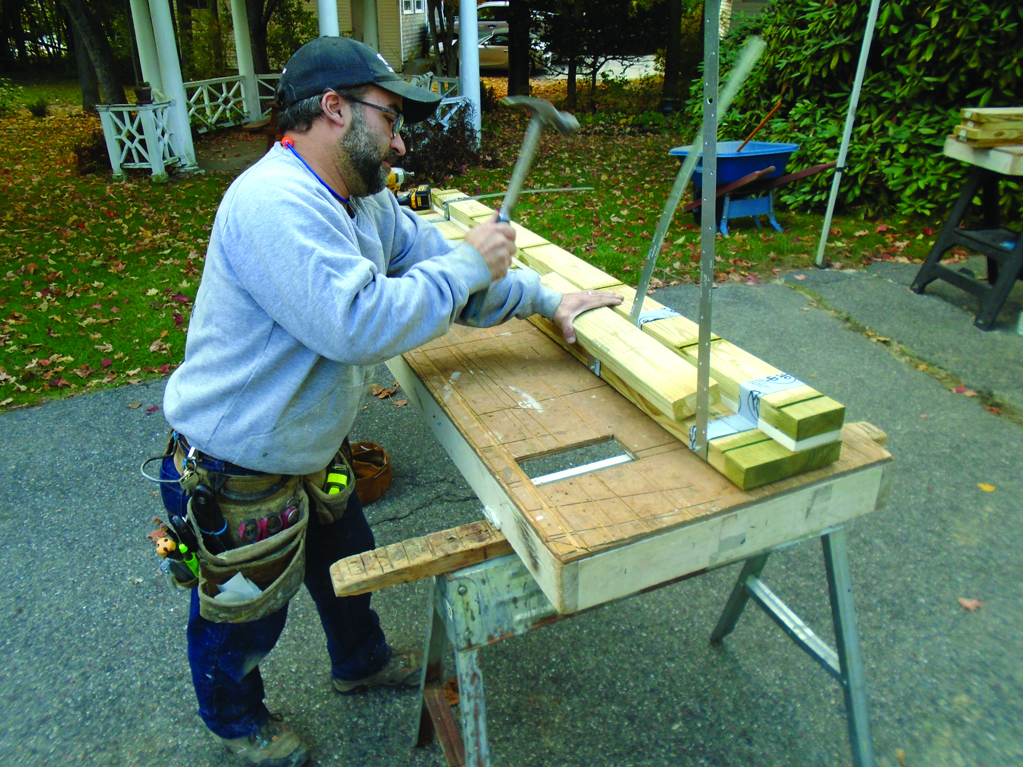 Supporting a Ledger From Above