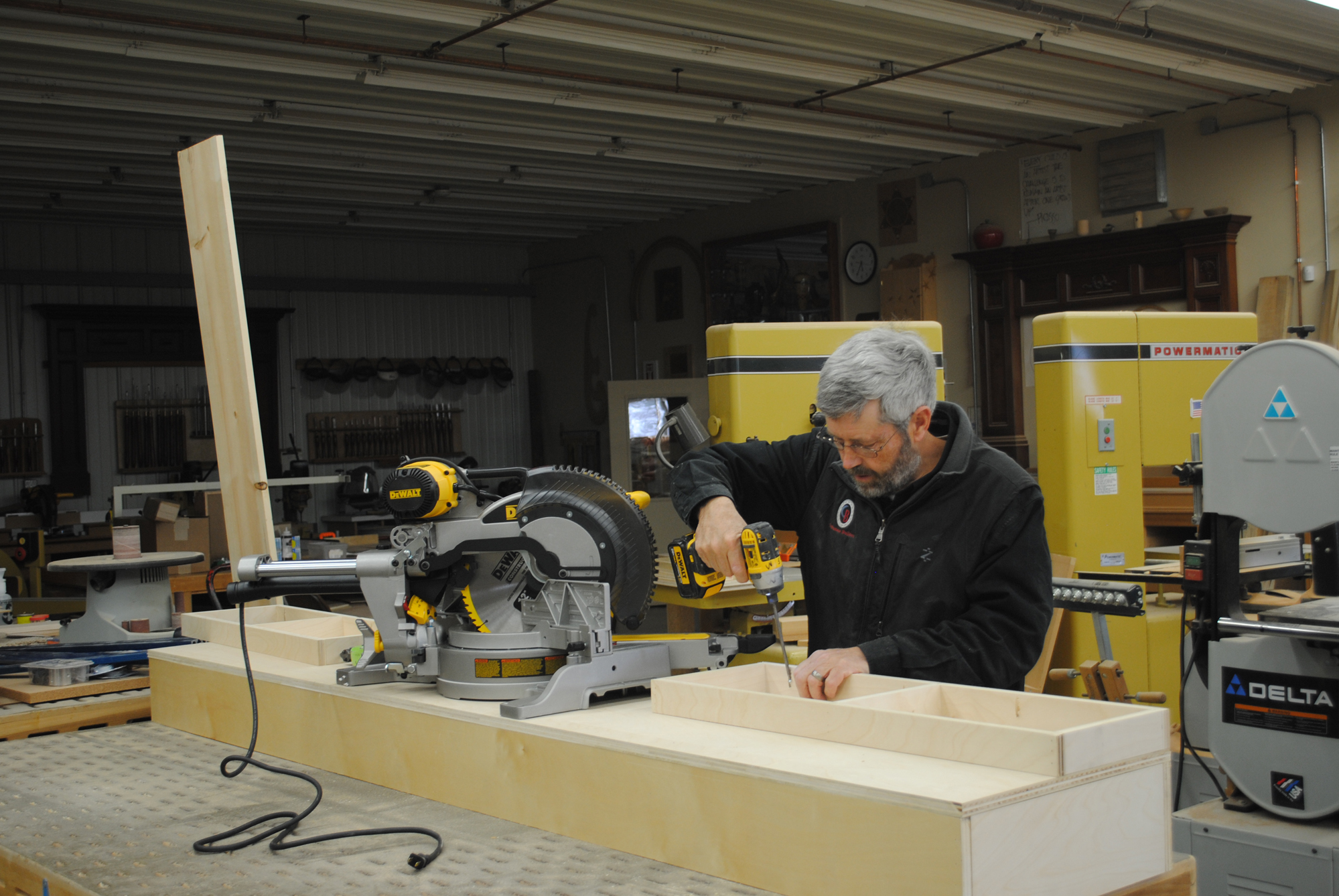 Two Essential Saw Stands for Finish Carpentry
