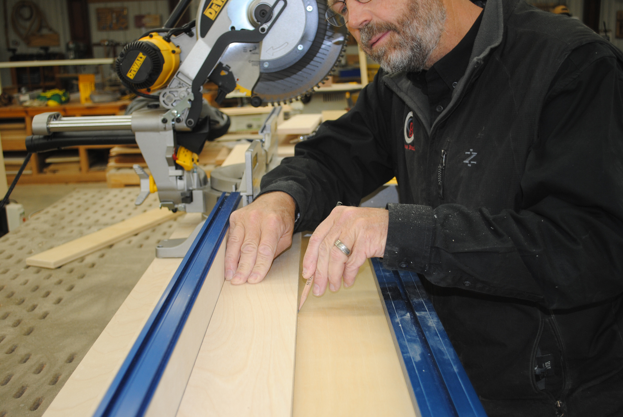 Two Essential Saw Stands for Finish Carpentry