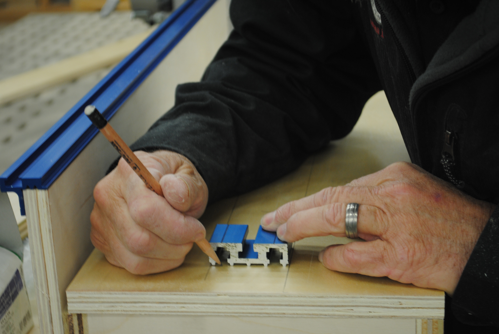 Two Essential Saw Stands for Finish Carpentry