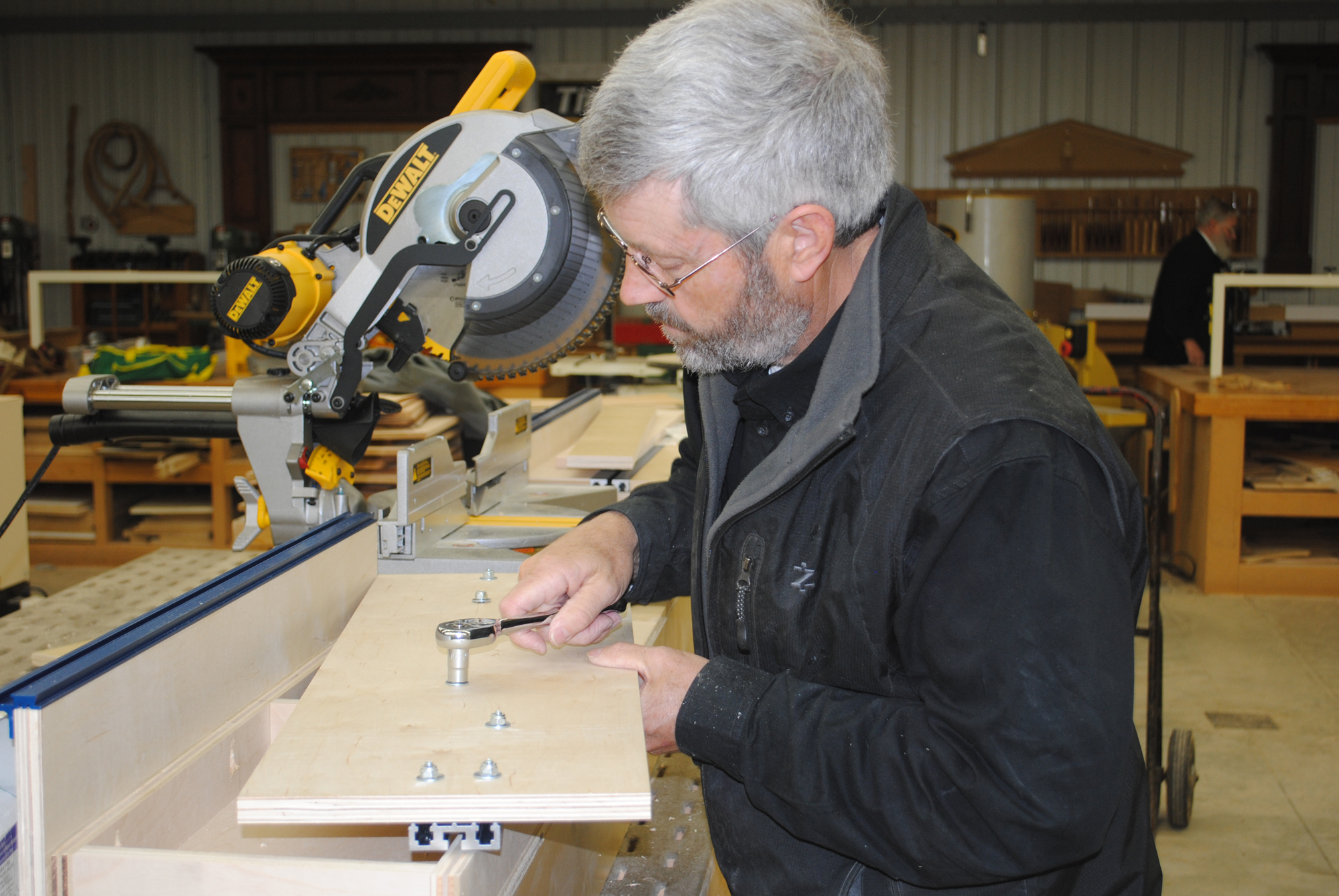 Two Essential Saw Stands for Finish Carpentry