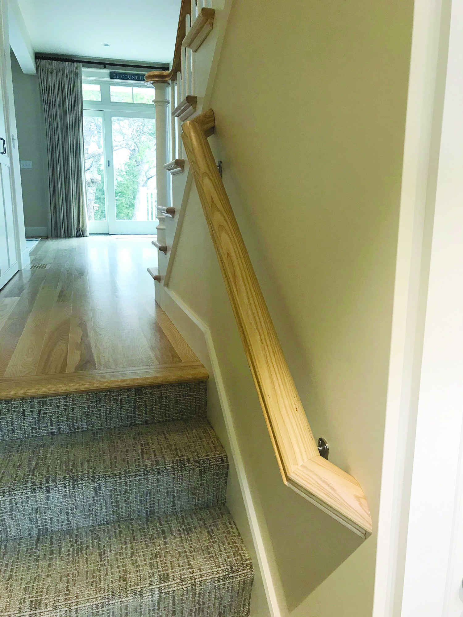 Wall-Mounted Handrail Returns