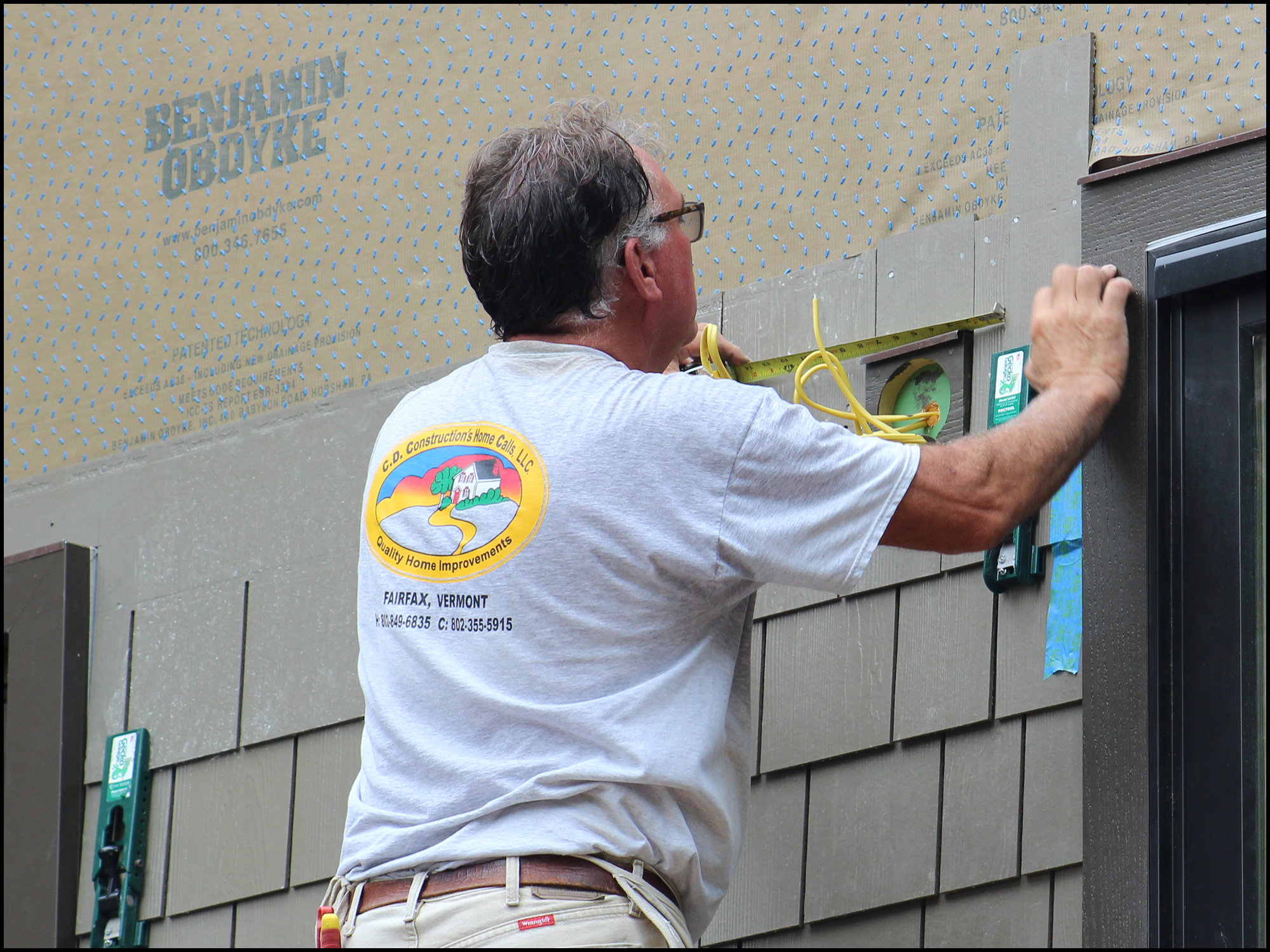 Installing an All-Shingle Exterior With Fiber Cement Panels