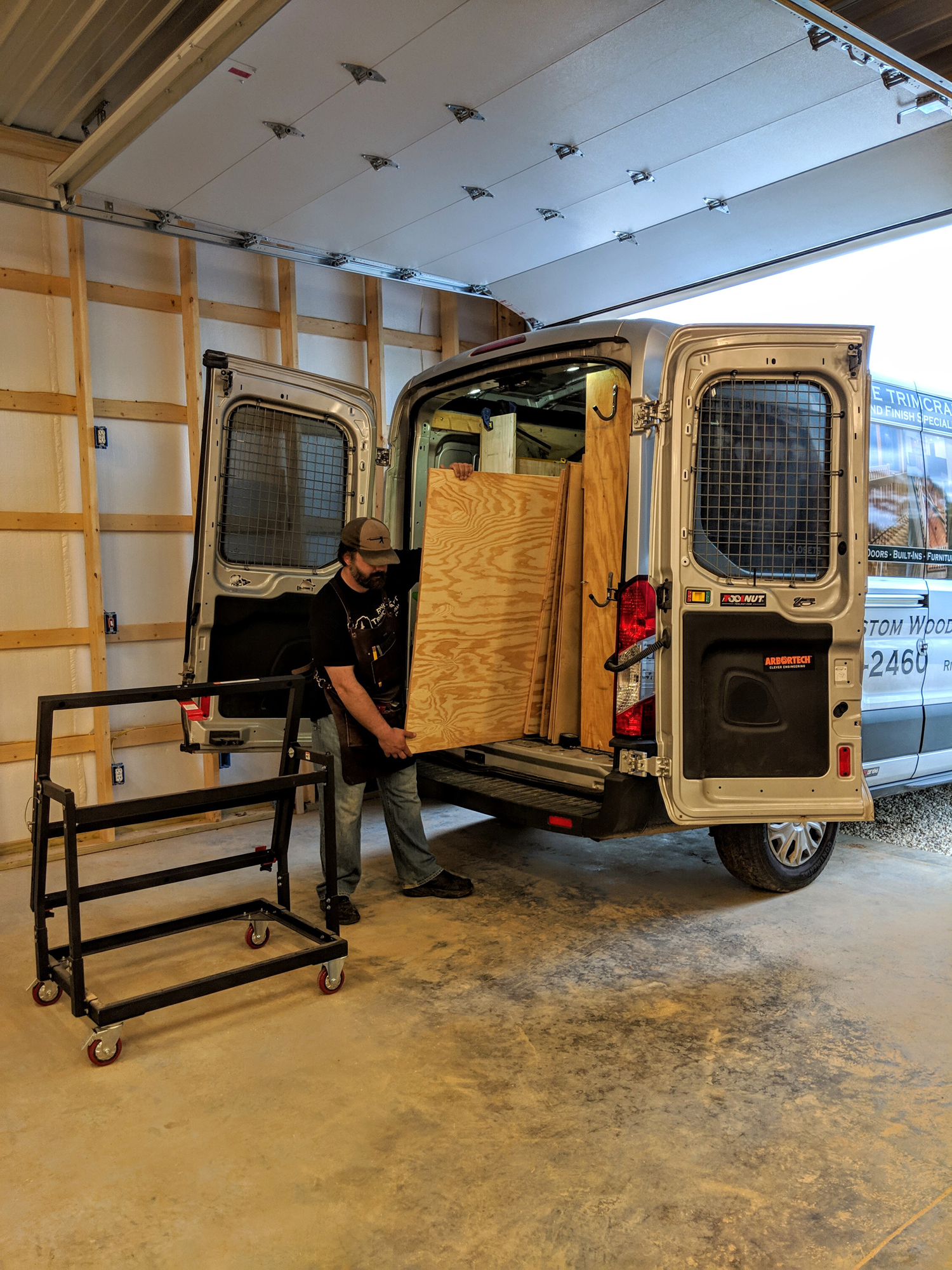 Real Deal Review: Rockler Material Mate Panel Cart/Shop Stand