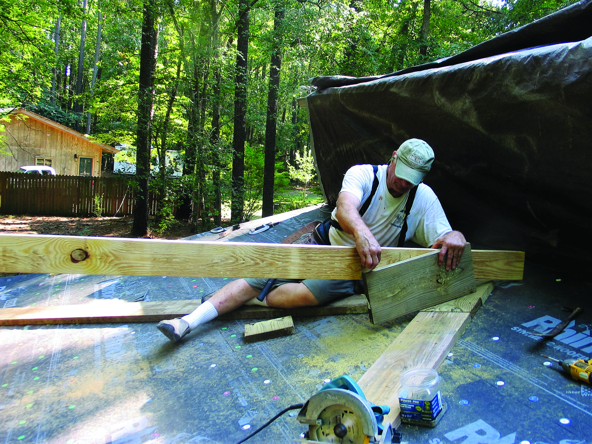 Joining Two Roofs of Different Pitches