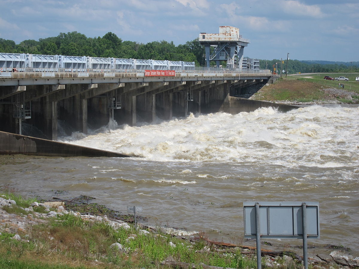 Could the Mississippi River Change Course?