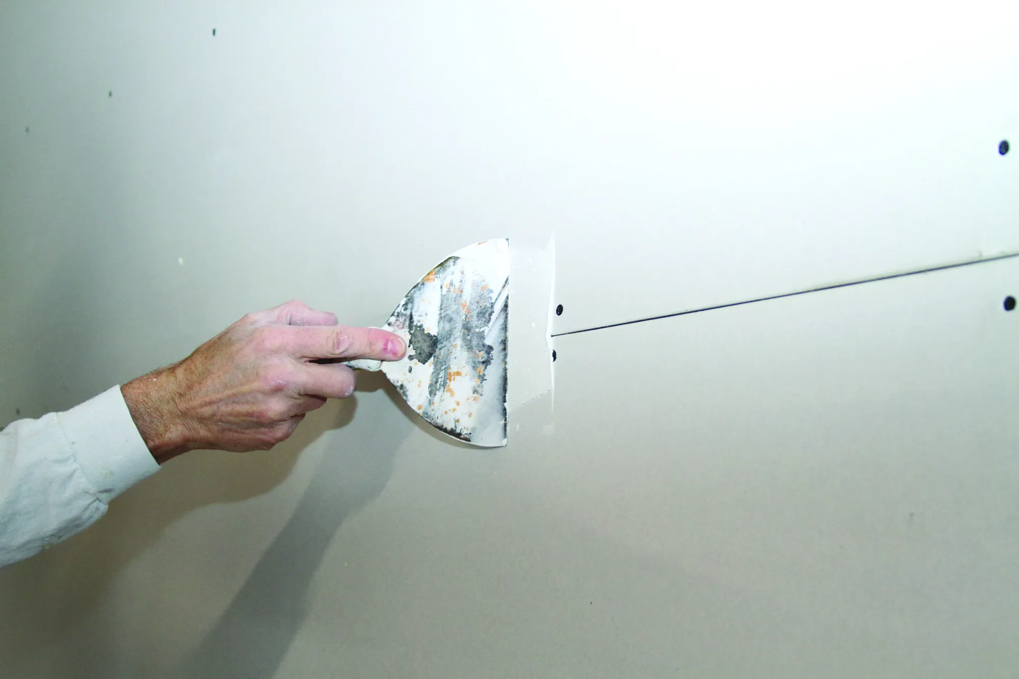 Taping Drywall Seams
