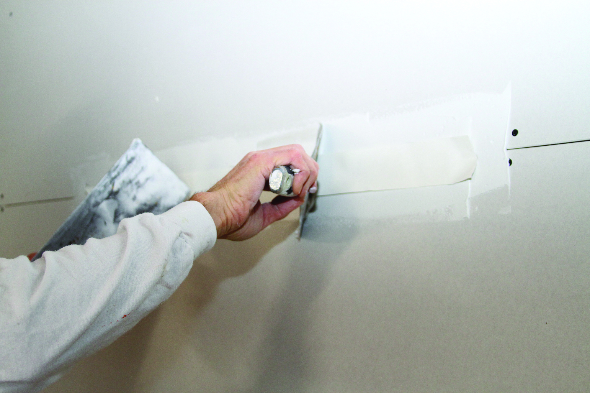 Taping Drywall Seams