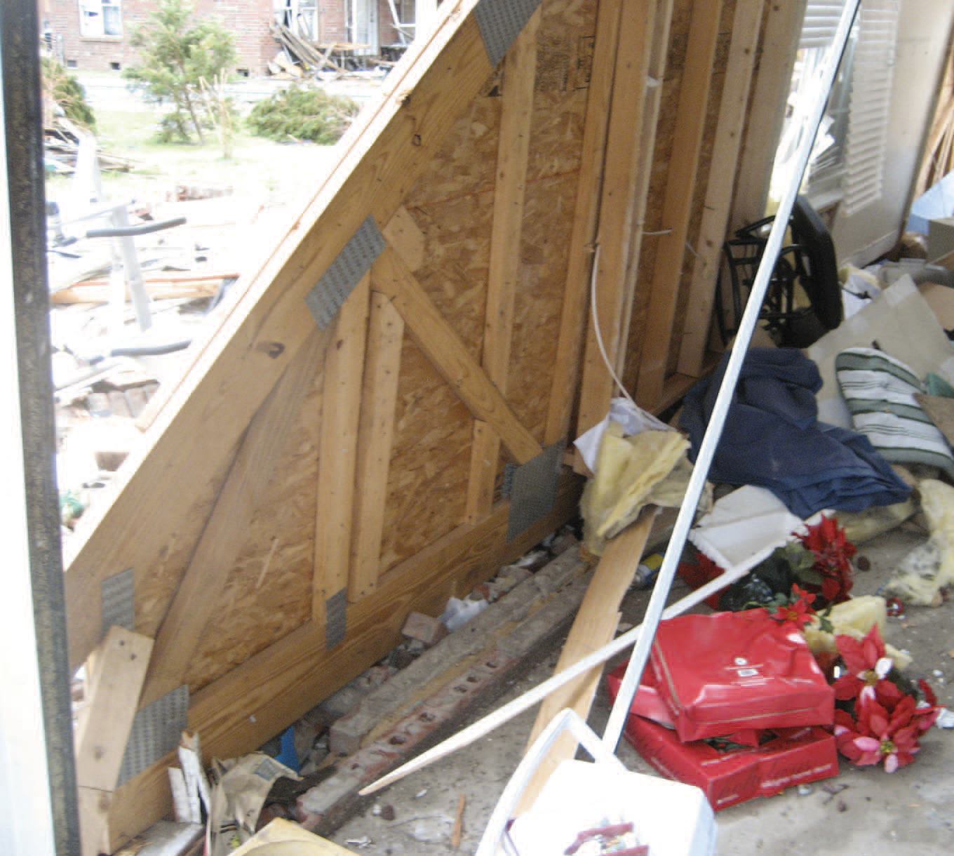 Engineer's Assessment of Tornado-Damaged Homes