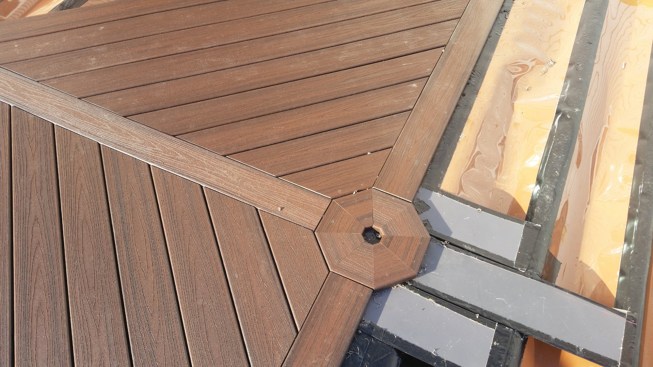 Double-Decker Deck