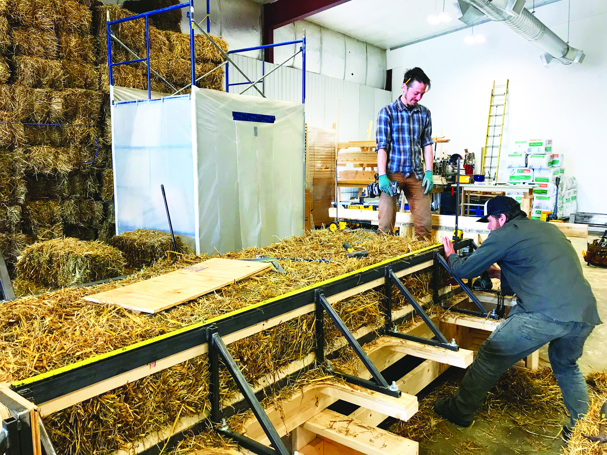 Fighting Climate Change With Straw Panels