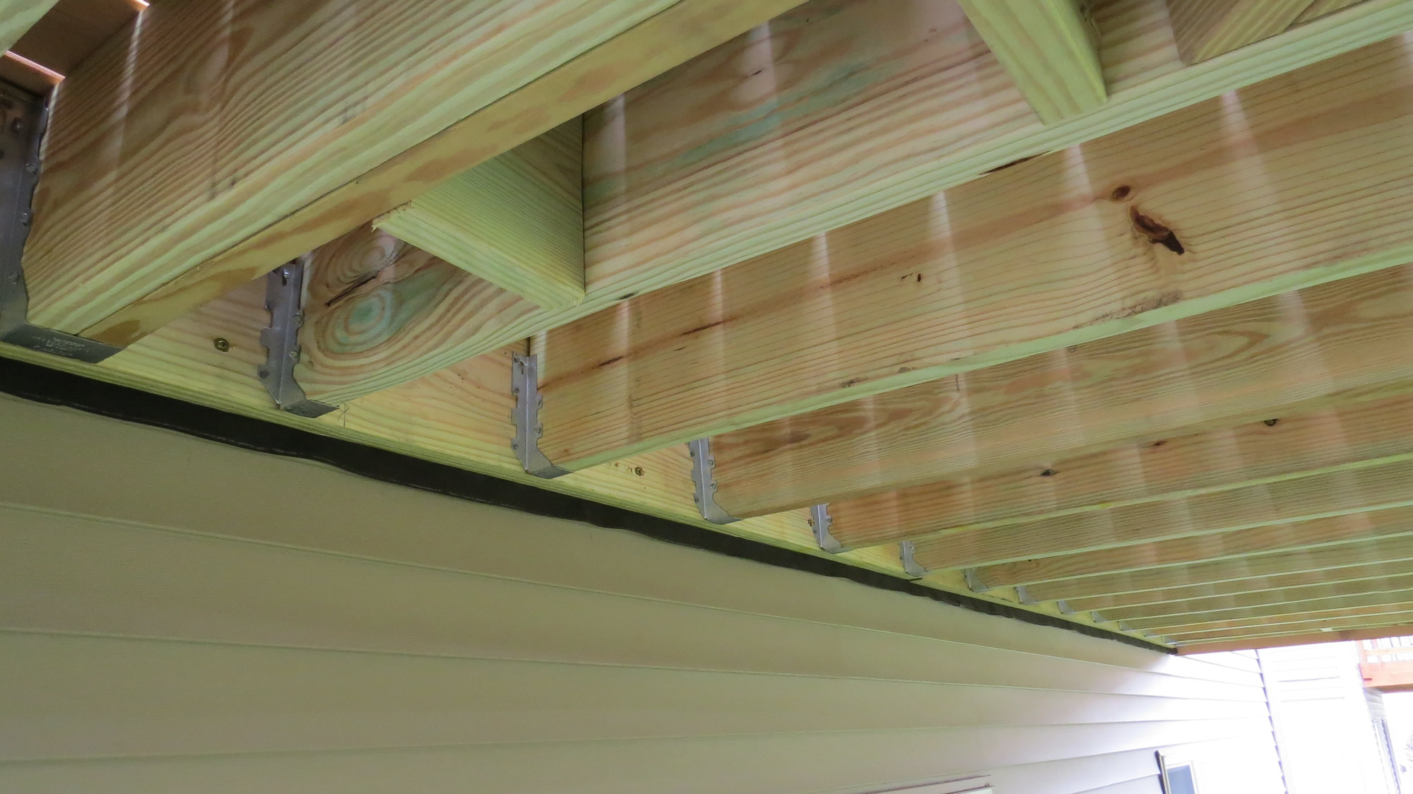 4 Warning Signs of an Unsafe Deck