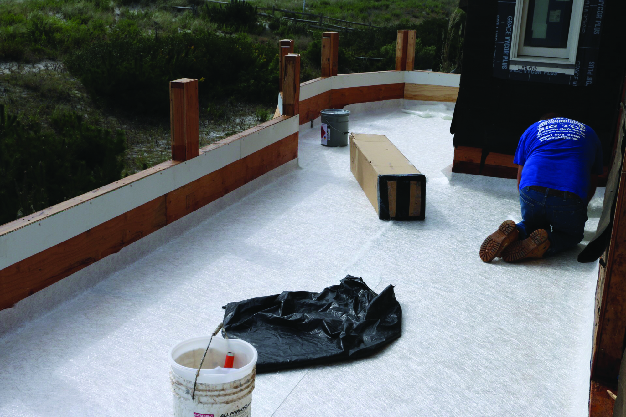 Installing Fiberglass Roof Decks