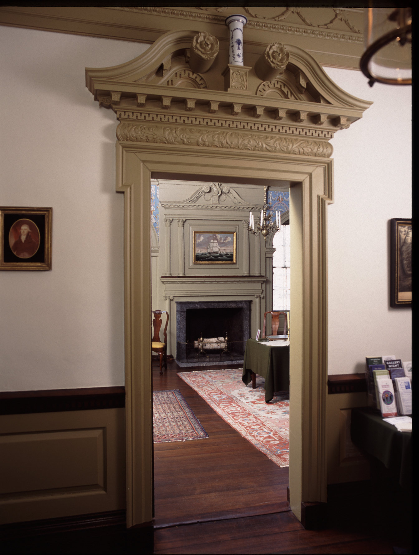 A Look at Traditional Trim Designs