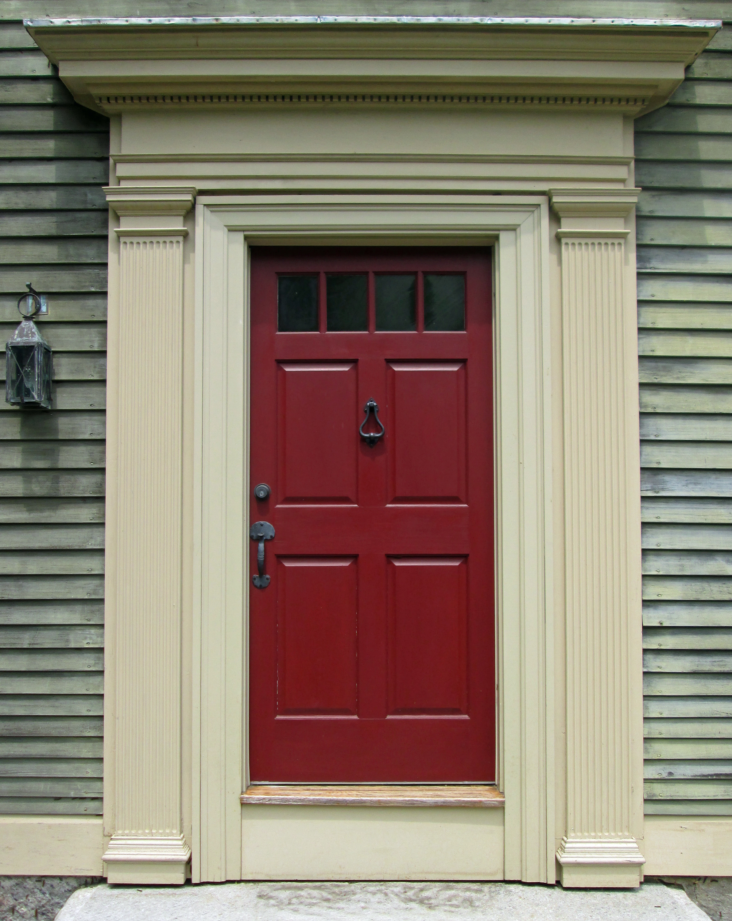 A Look at Traditional Trim Designs