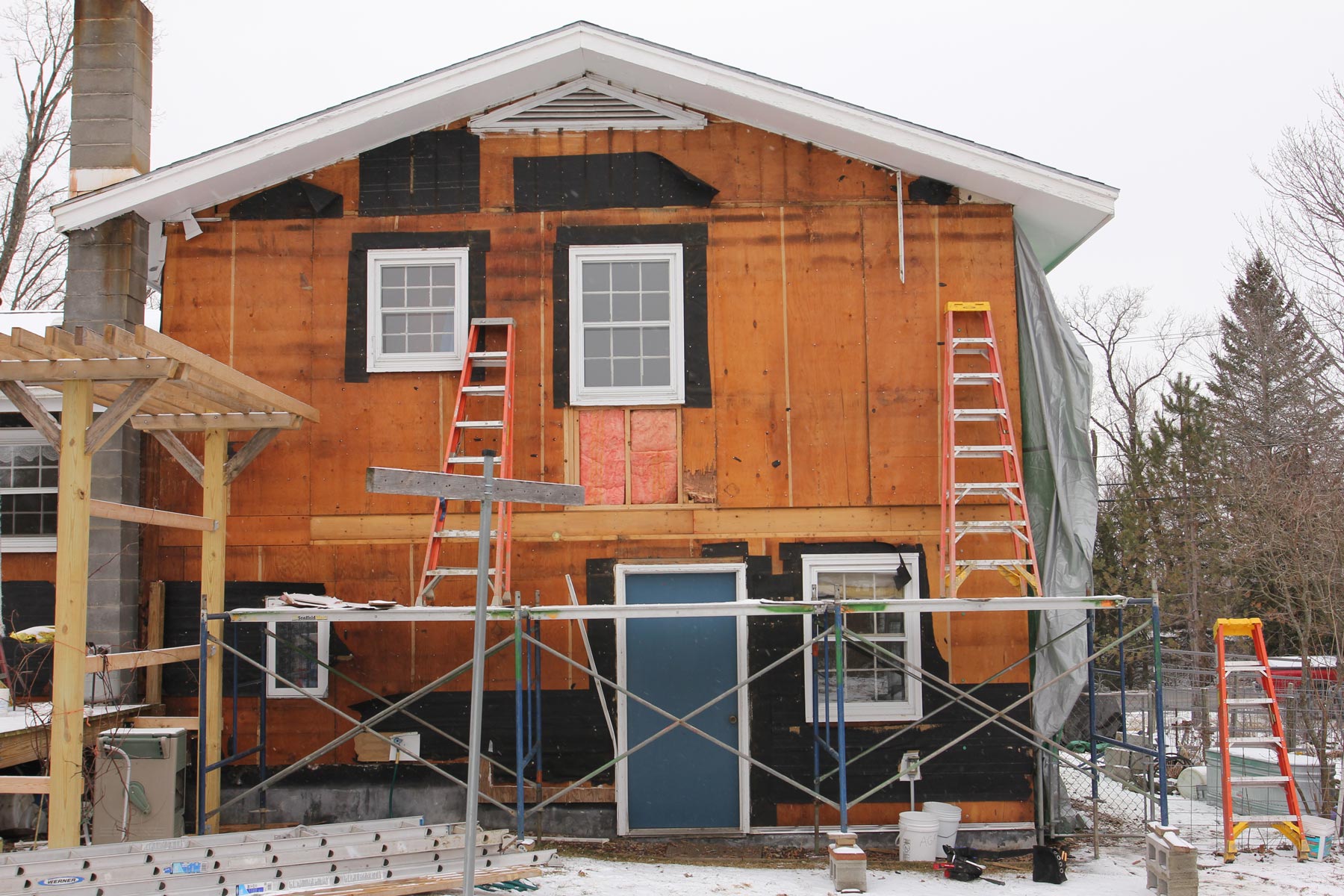 High-Performance Insulated Wall Retrofits