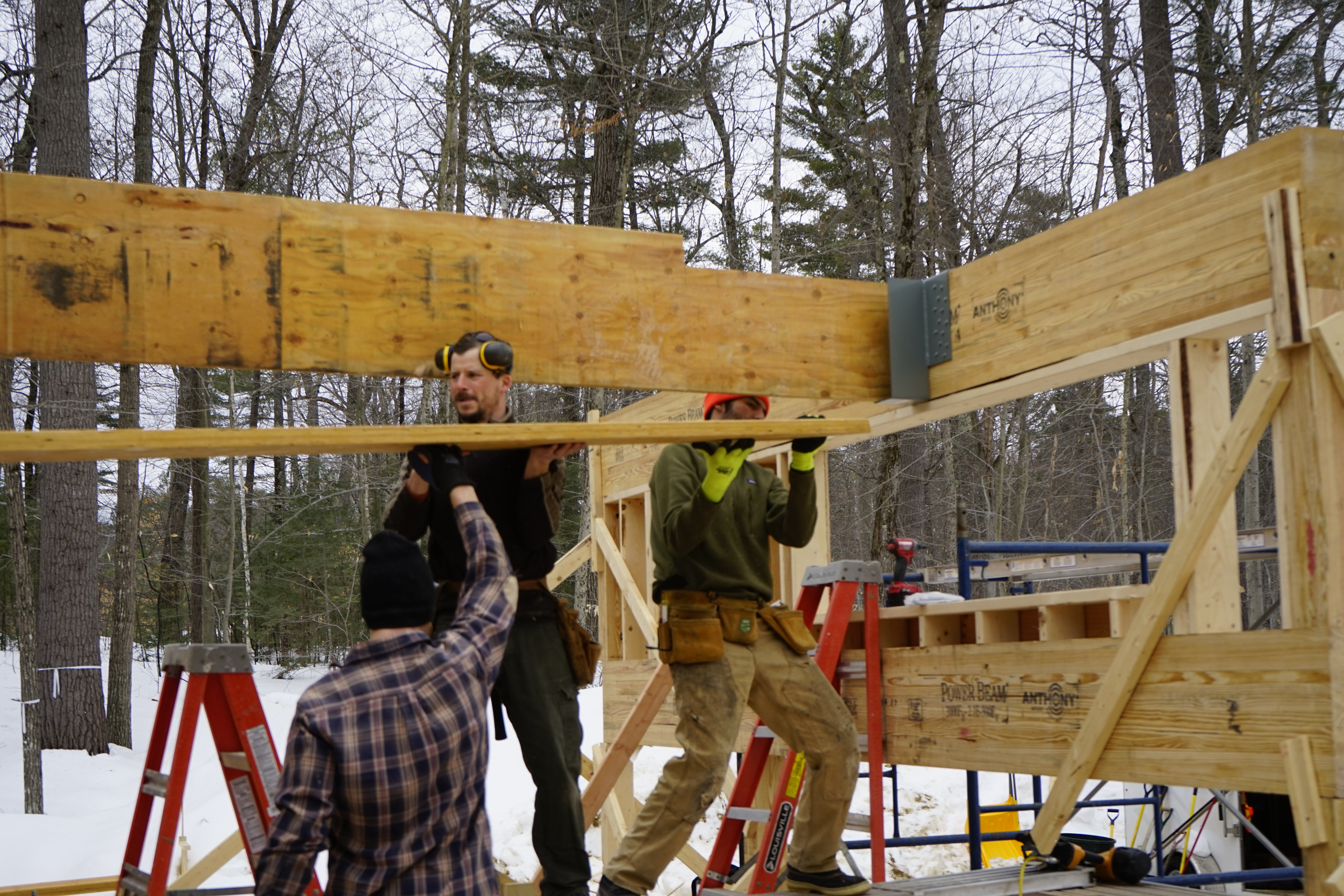 Choosing Engineered Beams For Heavy Loads And Long Spans