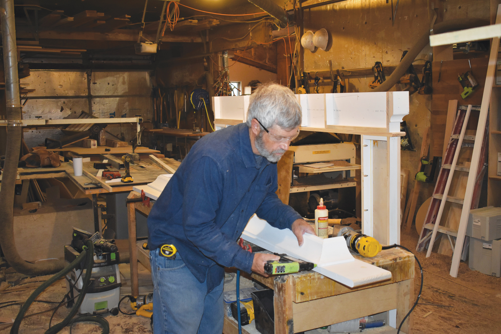 Making a Versatile Mantel