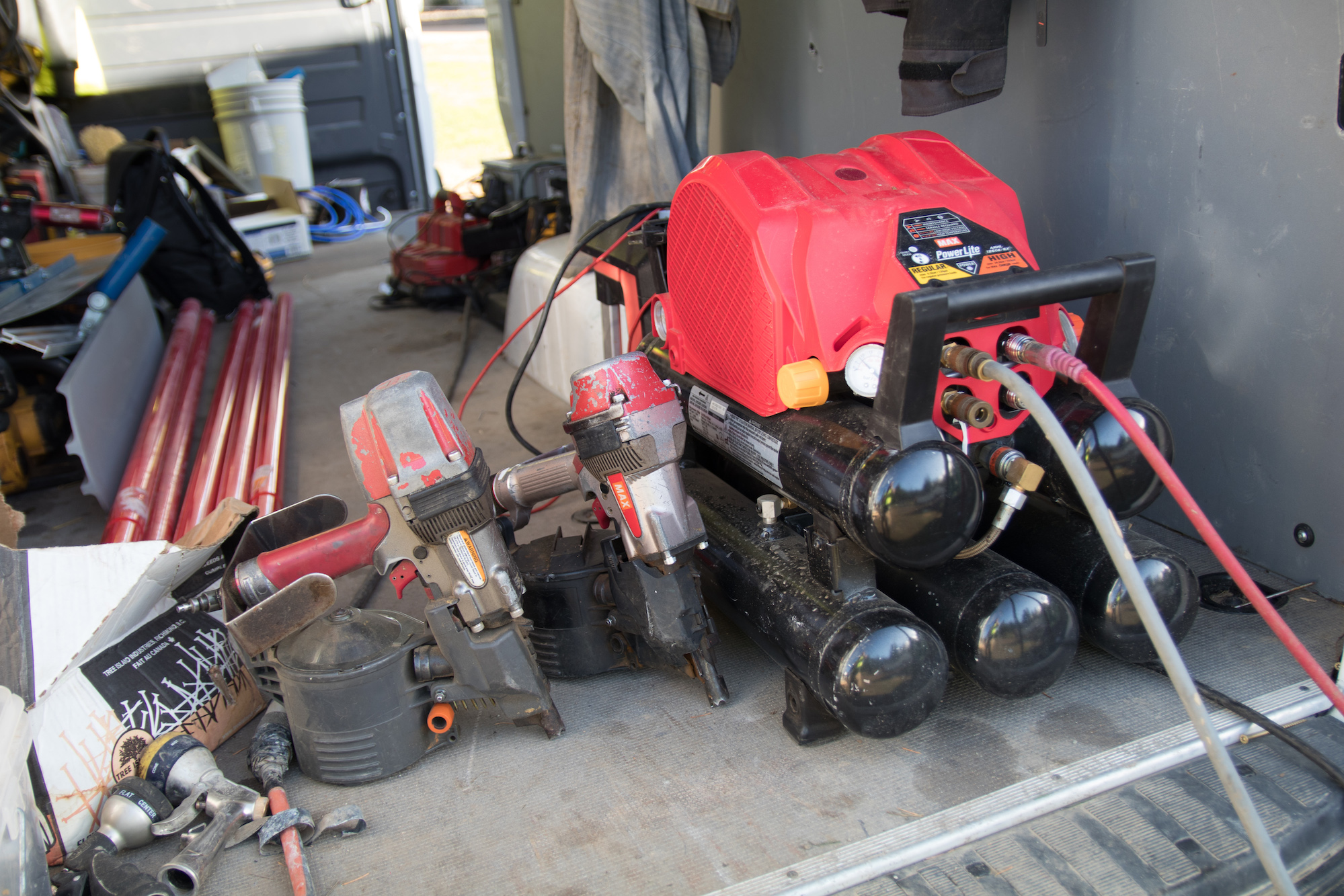 Max 500 PSI AKHL 1260EX Compressor