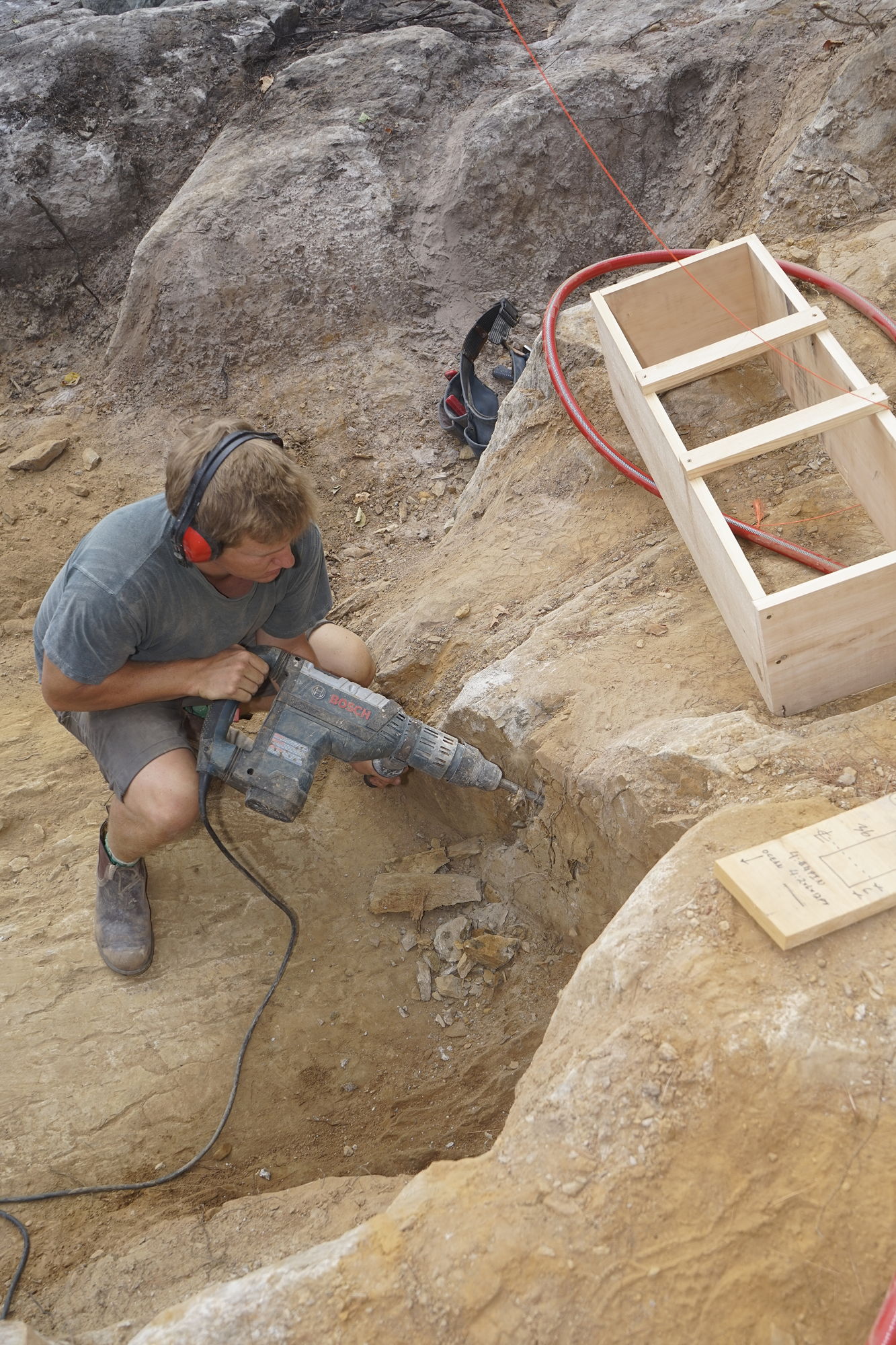 A Foundation on Ledge