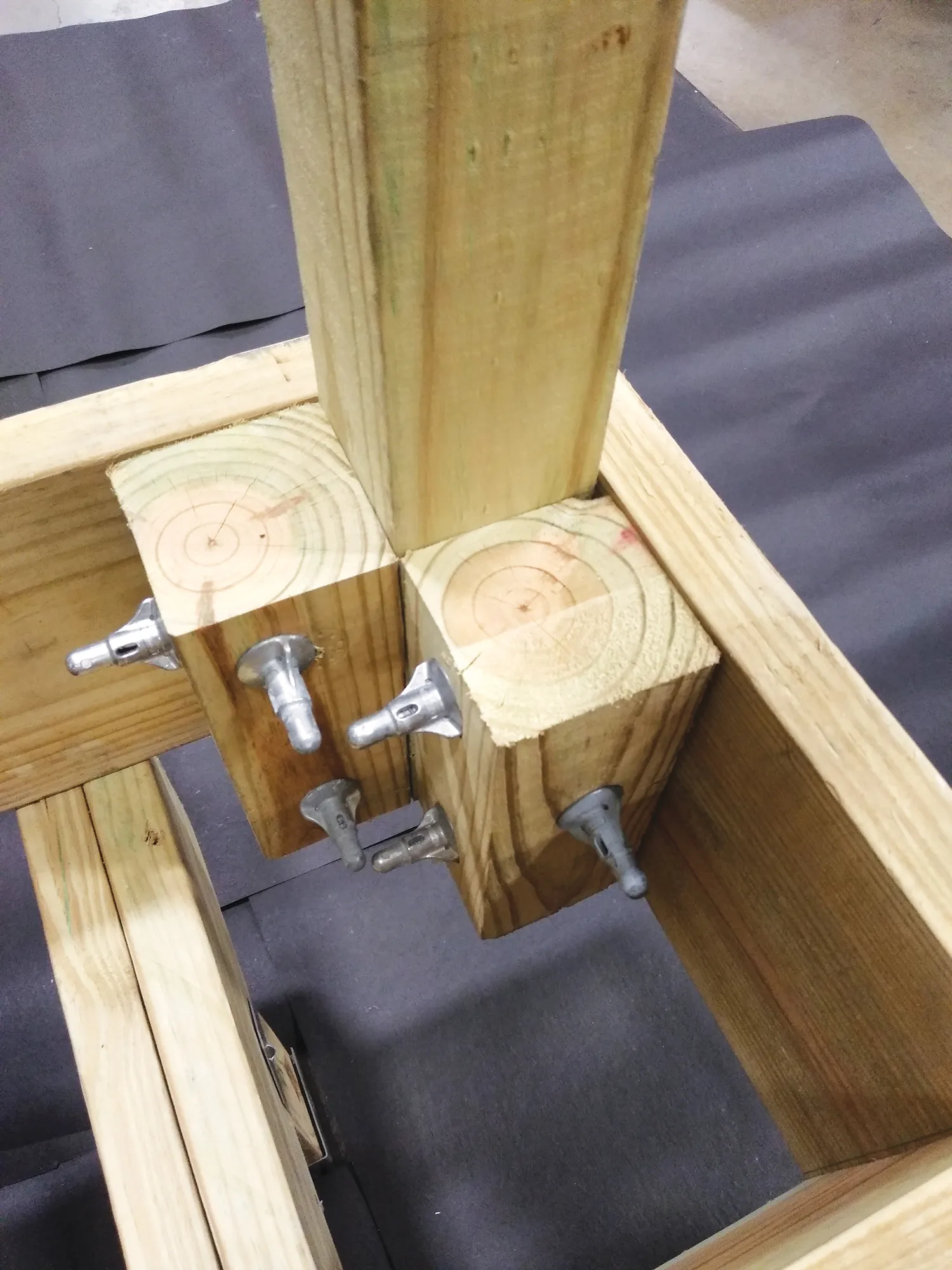 Connecting Guard Posts to Deck Frames