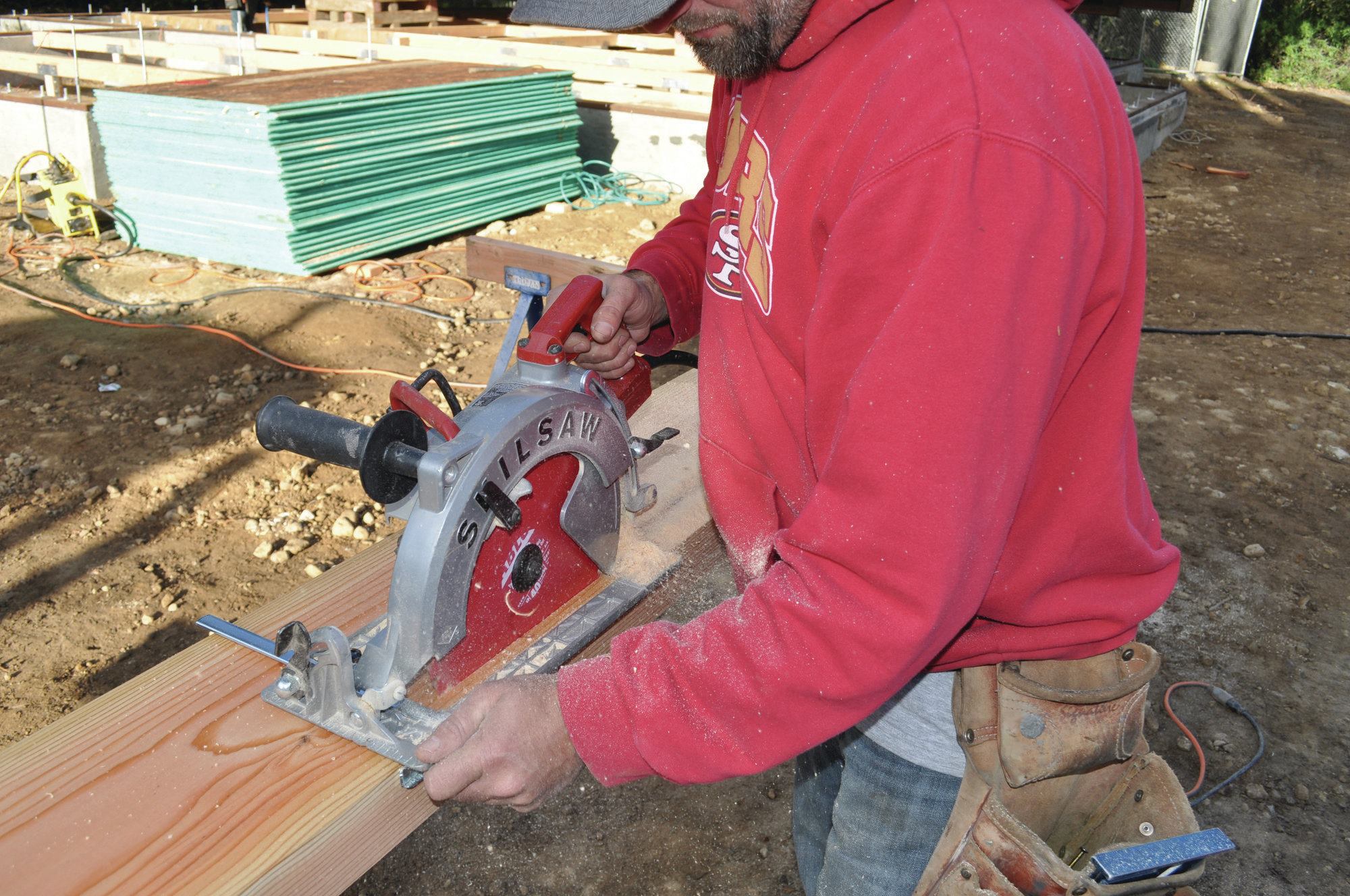 Skilsaw Sawsquatch 10-Inch Wormdrive