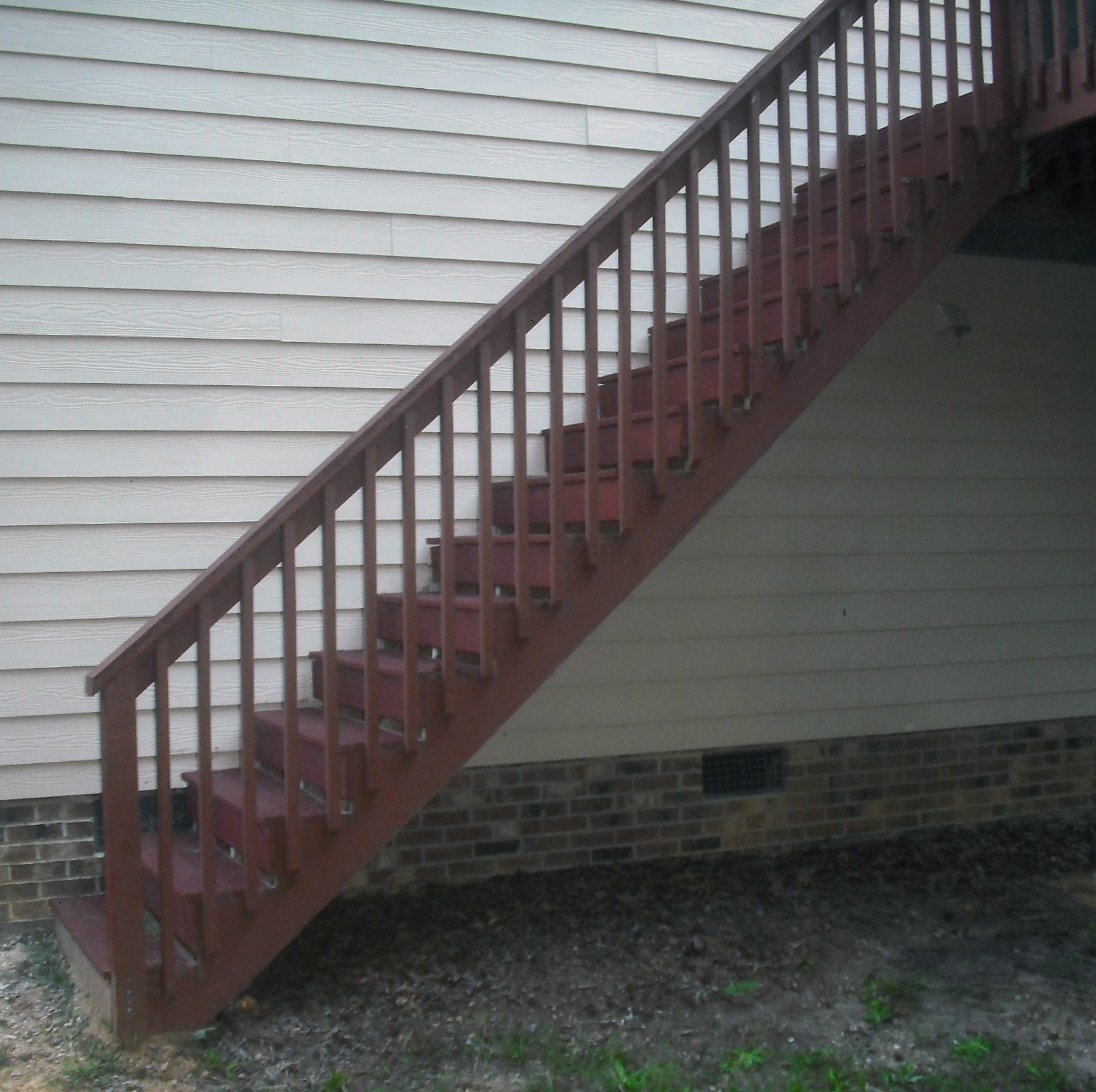 Common Defects in Deck Stairs