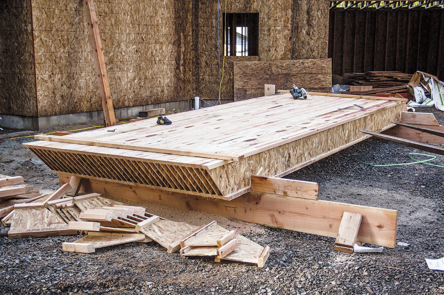 Framing a Roof With I-Joists