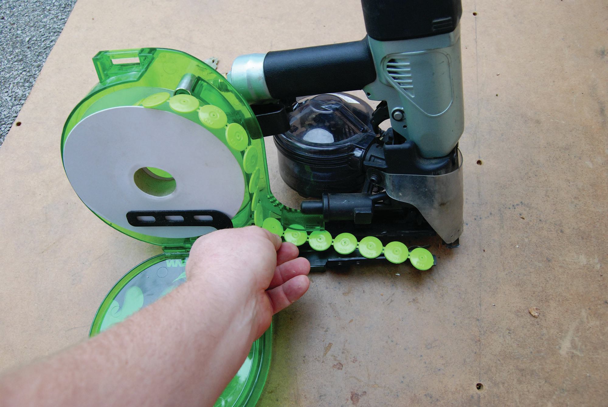 Hands-On Review of Hitachi's NV50AP3 Cap Nailer