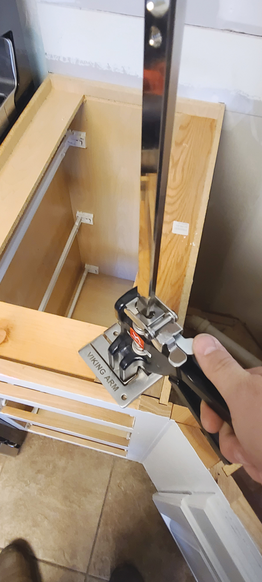 Viking Arm Handheld Jack
