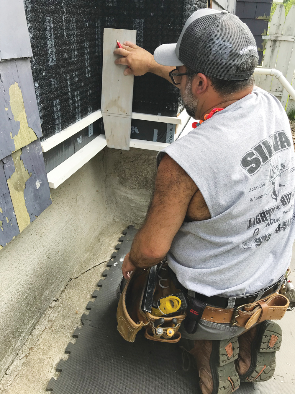 Weaving Shingle Corners, With Flare