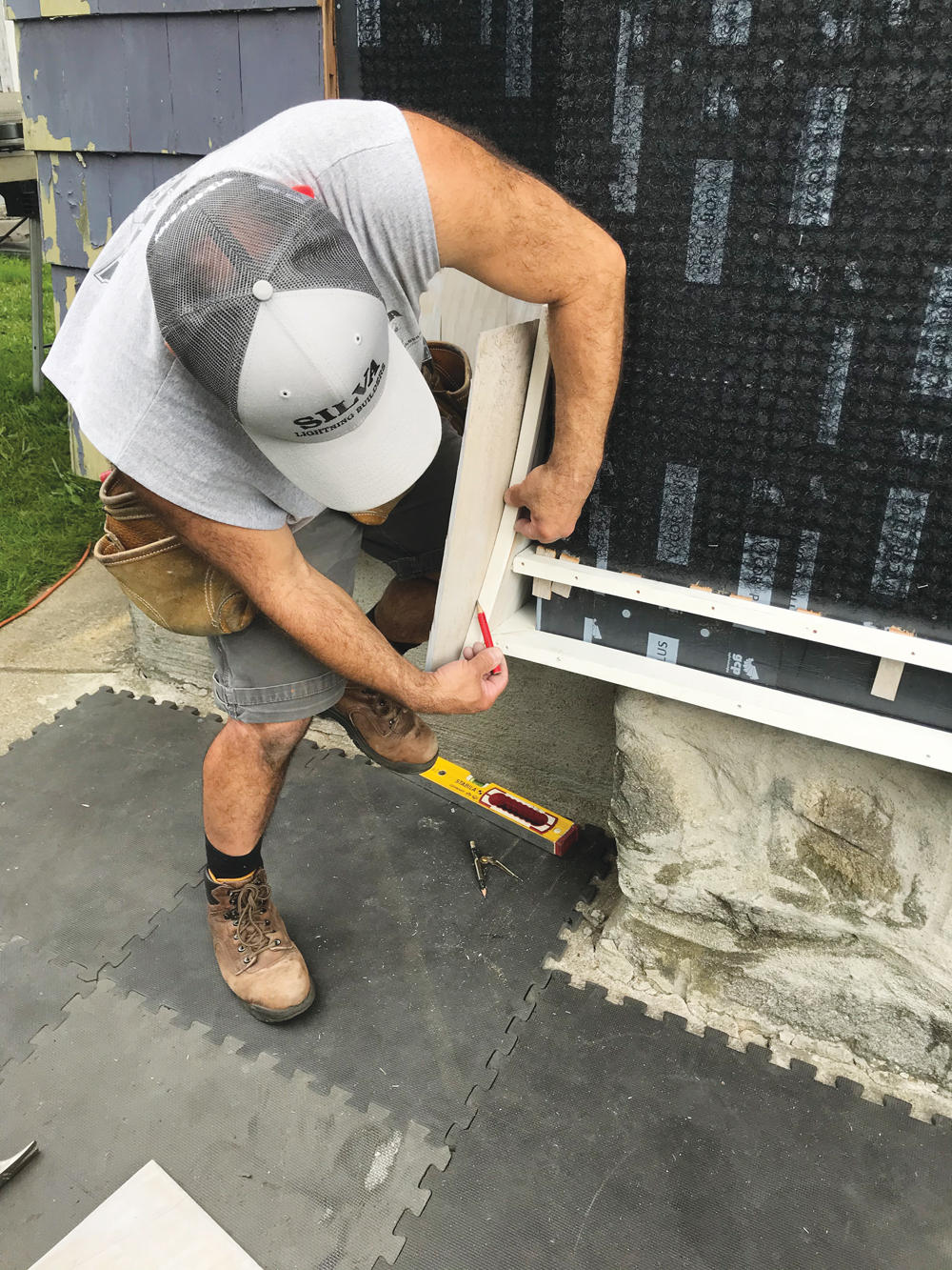 Weaving Shingle Corners, With Flare