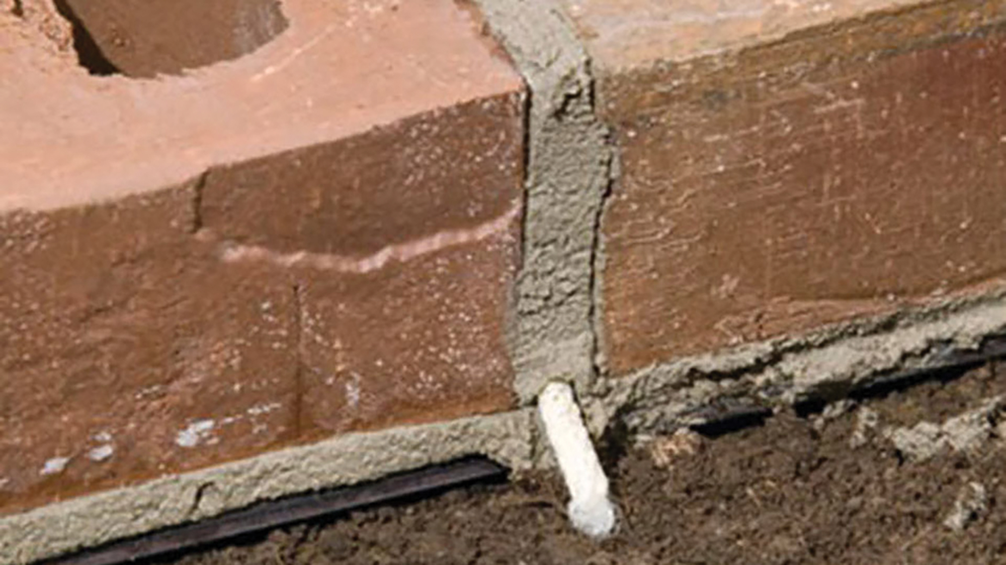 Rope Weeps for Brick - Journal of Light Construction